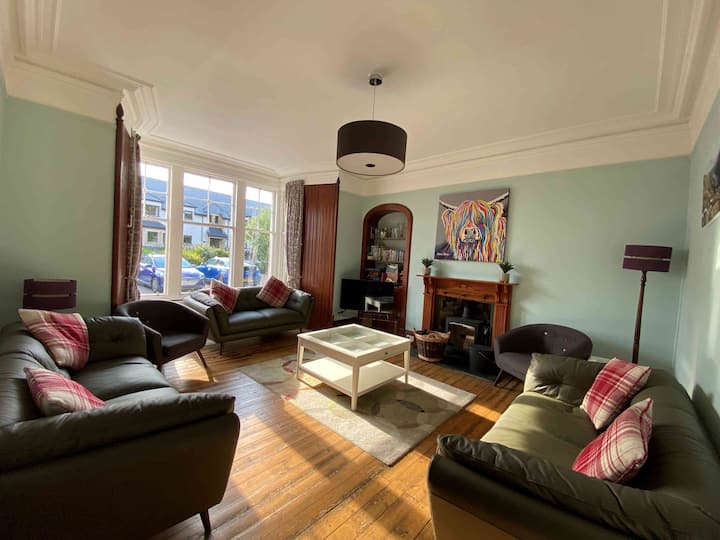 The Shelter Stone - Large Self-catering House - Aviemore