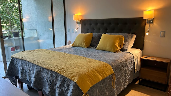 Dpto. Con Piscina Frente A Parque Arauco Con A/c - Las Condes