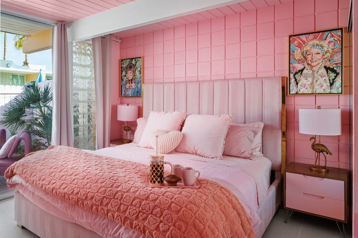 Pink Paradise In Ocotillo Lodge Palm Springs - Palm Springs, CA