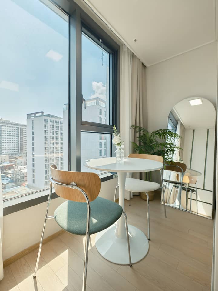 [&Home M017] 명동 | 최대2명ㅣ트리플역세권 | 역도보3분 | 서울여행 - Seoul