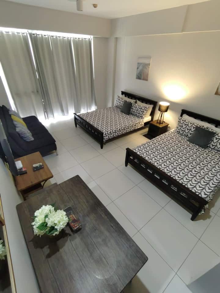 Pico De Loro Cozy Beach Condo - Tuy