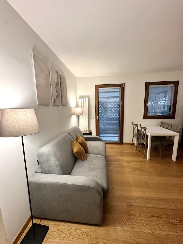 Vicino Al Centro Storico
Con Parcheggio Gratuito - Florence