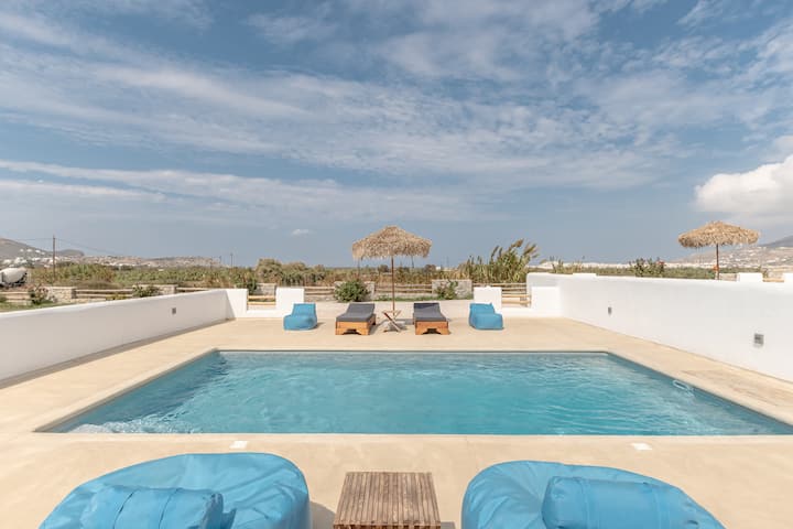 (Villa1) Four Bedroom Dlx Villa S/v & Private Pool - Naxos