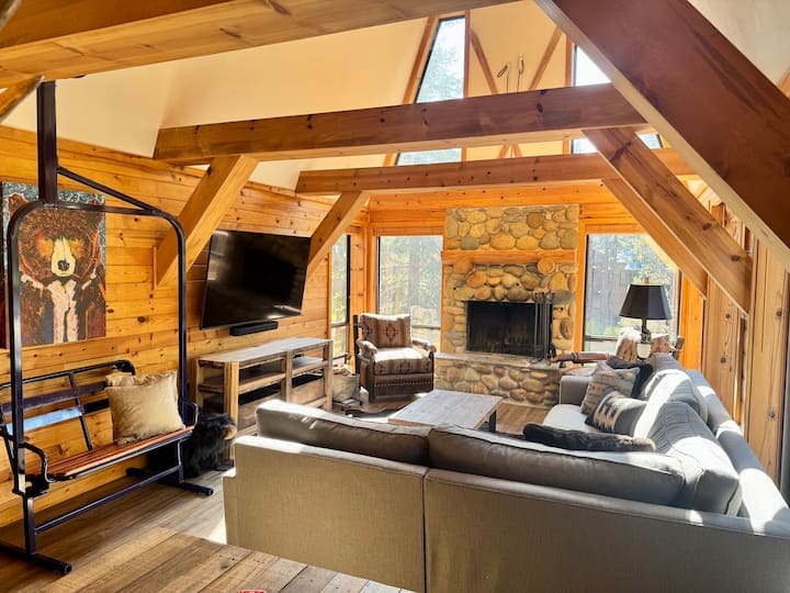 Luxury Northstar Cabin: Hot Tub • Ski • Pool • Ev - Lake Tahoe
