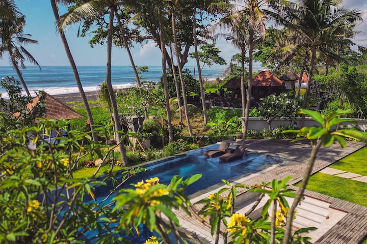 Secluded Beachfront Sanctuary At Keramas - Australia