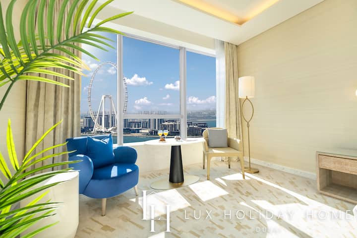 Lux | Iconic Views At The Palm Tower Studio - Dubai