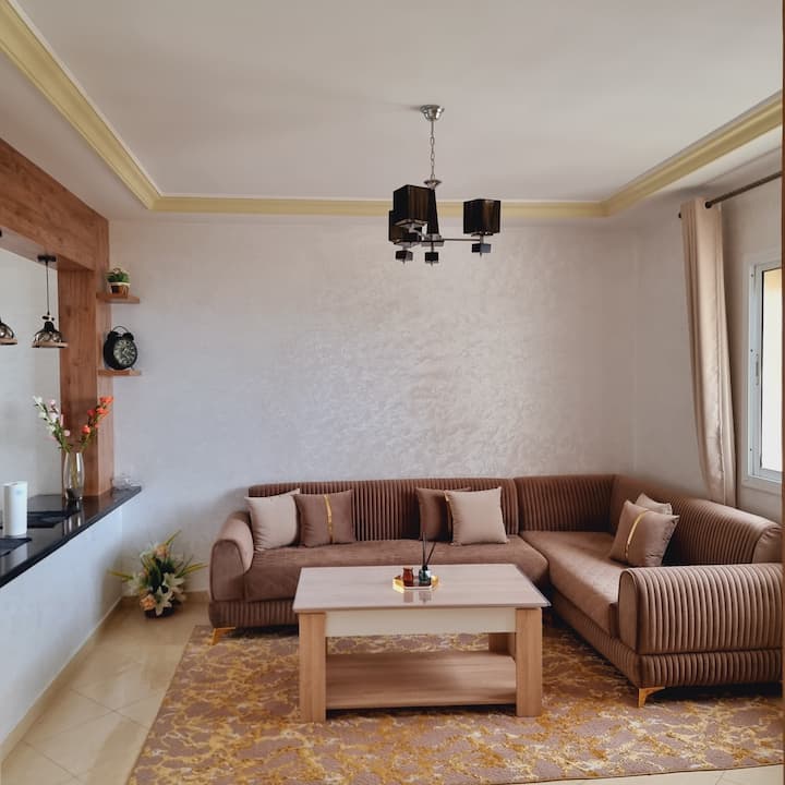 Appartement Ensoleillé Près De La Gare Tgv. - Tangier