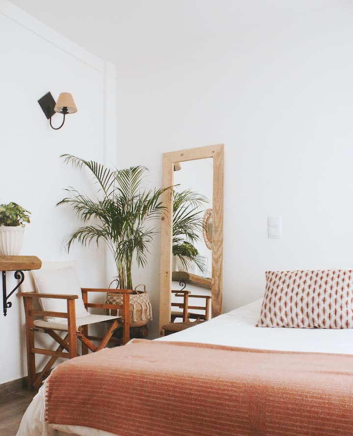 Land Suite - Vila Vale Guest House (Surf & Yoga) - Costa da Caparica