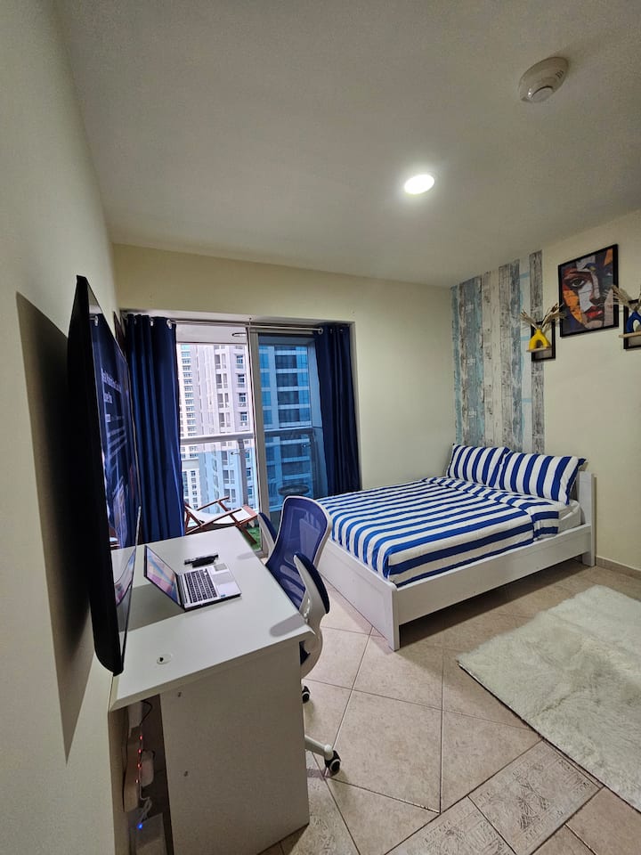 Stay At Highest Residentialtower - Dubai Marina