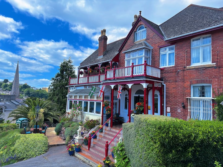 Robin Hill Hotel Torquay-dog Friendly Family Suite - Newton Abbot