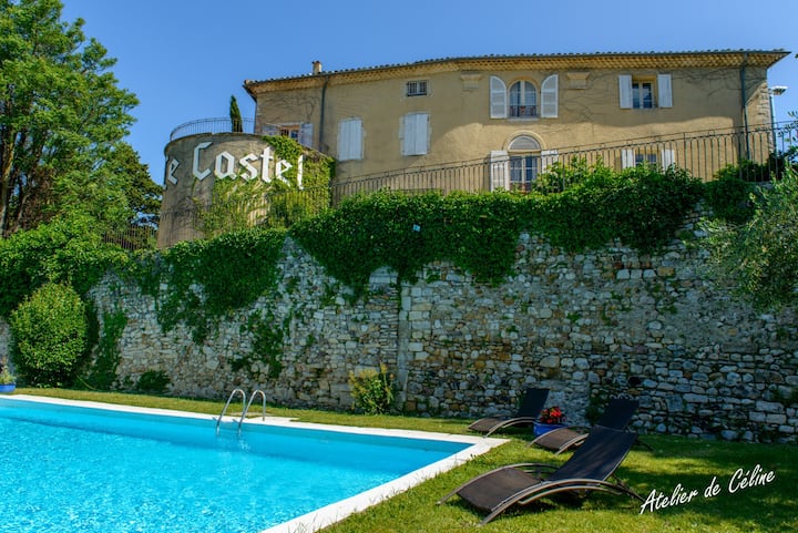 Gite Au Château Pour 4 à 6 Pers - Montélimar