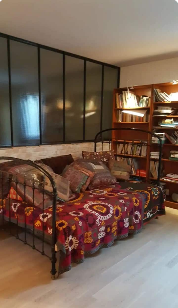 Canapé-lit Dans Un Loft En Rez-inférieur - Ginebra