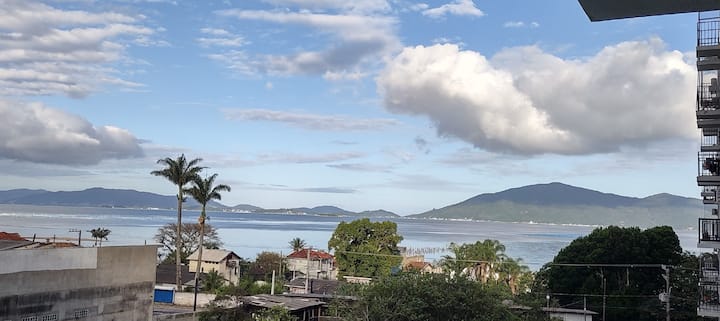 Apartamento Com Vista Para Mar E Sacada Praia Fora - Palhoça