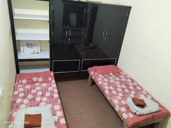Family/female/girls Home Stay - Varanasi