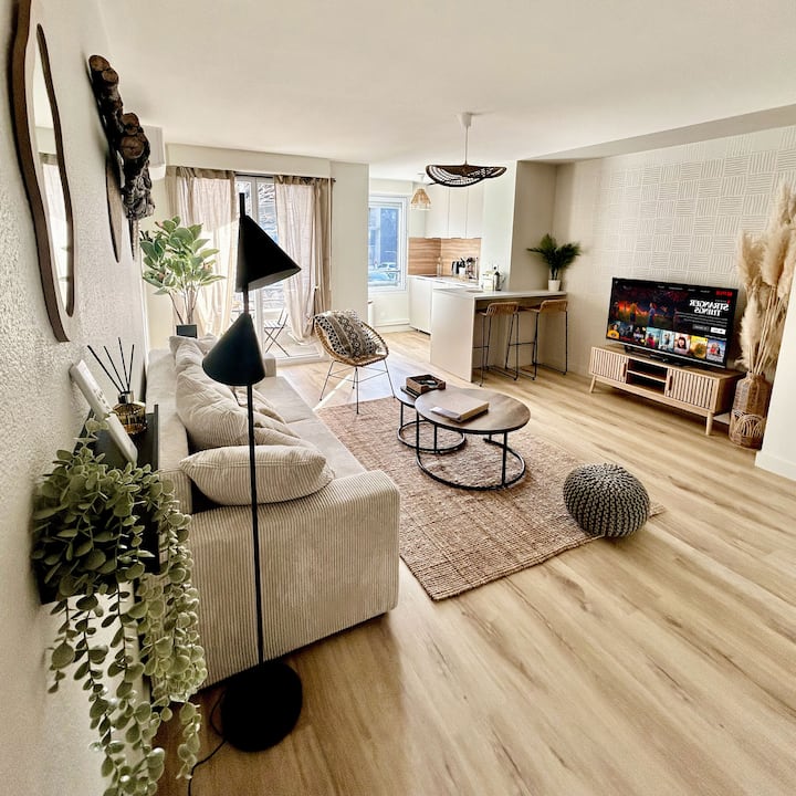 Balcon + Parking + Clim + Piscine | Moderne T2 - La Verpillière