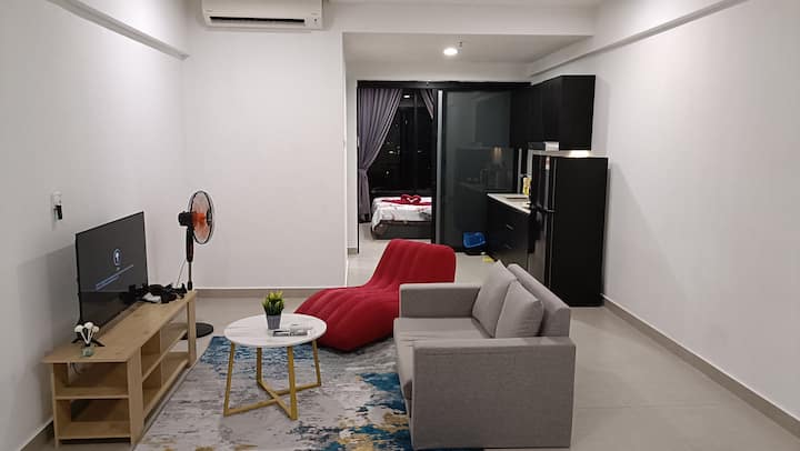 Cozy Flexus Signature 4 Pax Nflix| Pool | Privacy - Batu Caves