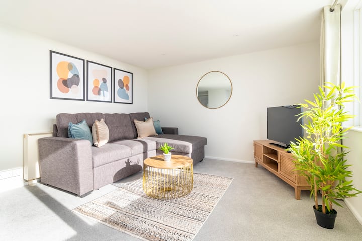 Incredible Sea View 2 Bedroom Beach Apartment - Bournemouth