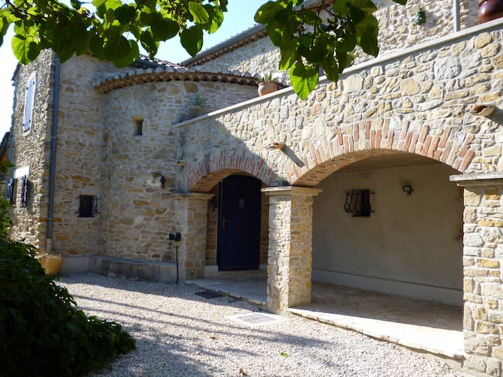 Mas En Pierres Au Calme 17 Pers. Max - Languedoc-Roussillon