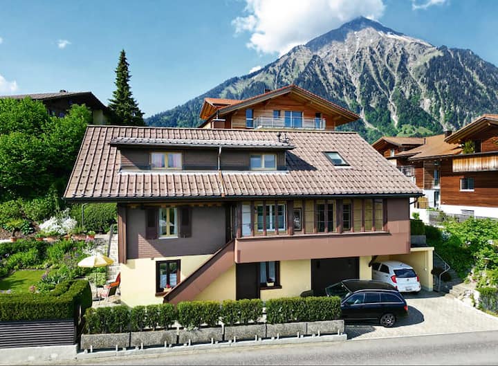 Sunny Garden – Chalet Nähe Thunersee Mit Bergblick - Spiez