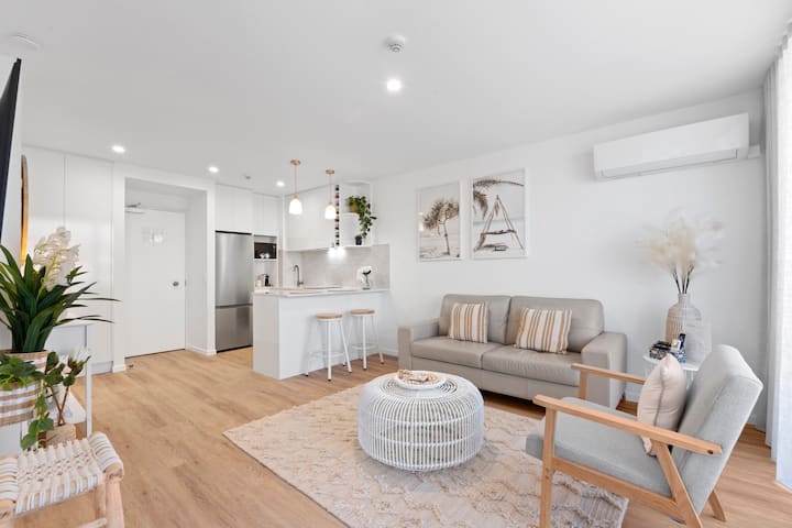 Deluxe Escape - Gold Coast