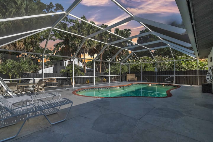 2 Blocks From Legacy Trl+heated Pool&pool Table - Sarasota, FL