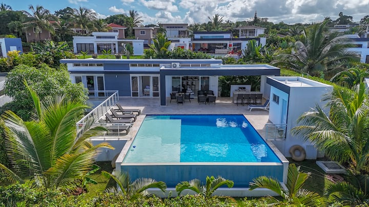 A/c In Living Room • Infinity Pool • Luxury. - Sosúa