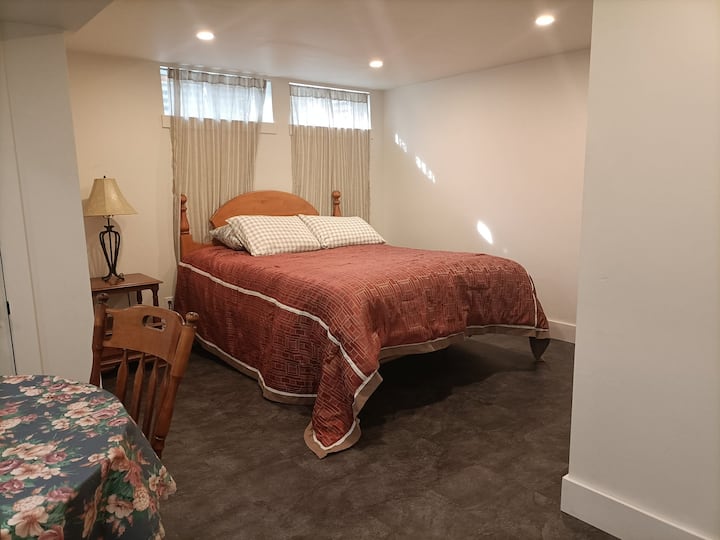 Entire Guest Unit+free Parking By Glenbridge Plaza - Waterloo, Ontàrio, Canadà