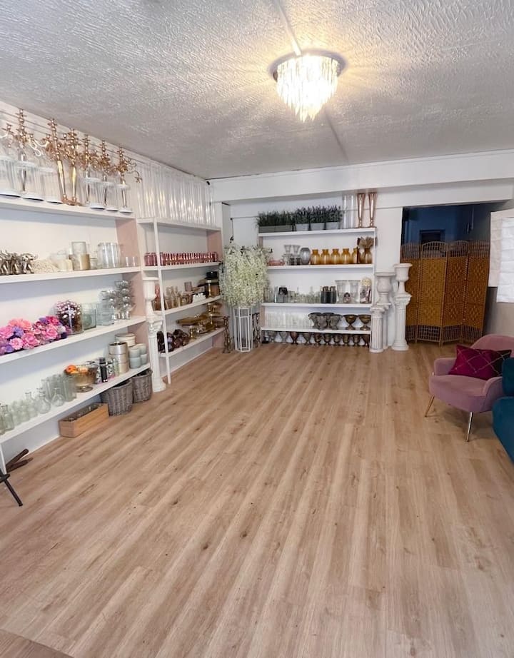 Creative Space And Photo Studio. - Enfield, UK