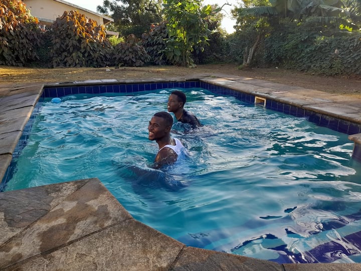 56archer
Crescent Mainhouse - Durban