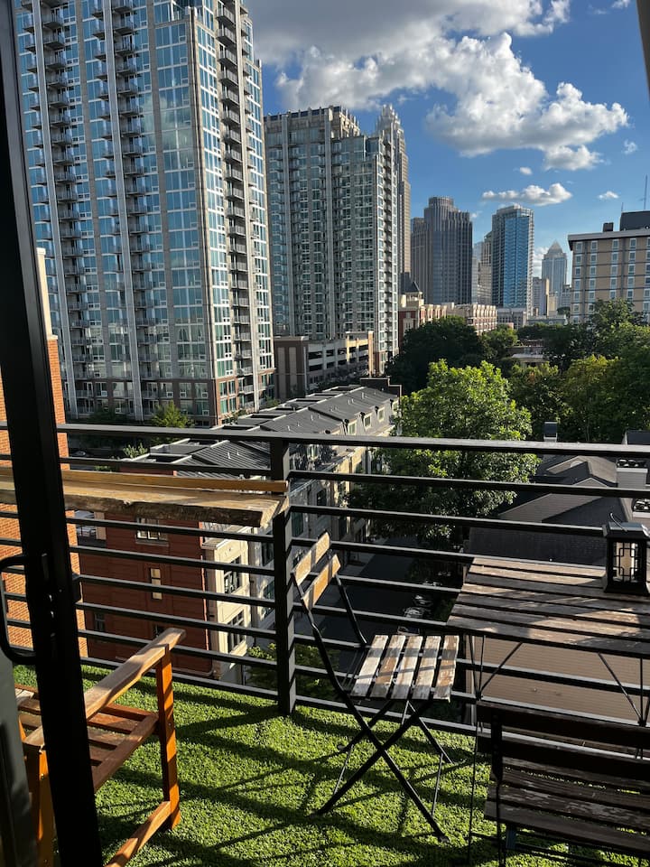 Homey Apartment In Heart Uptown - Charlotte, NC