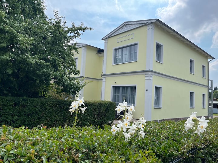 Villa Michaelis Wohnung 3 Balkon
2zimmer Küche Bad - Zinnowitz