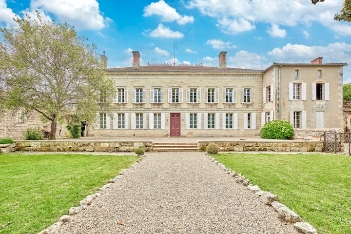 Château Et Sa Salle De Réception - Marmande