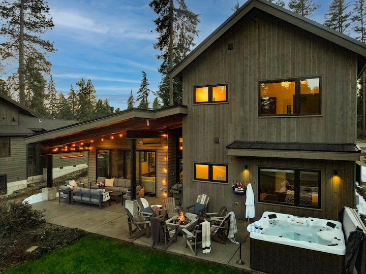 5 King Beds On Golf Course | Fire Pit | Hot Tub - Cle Elum, WA