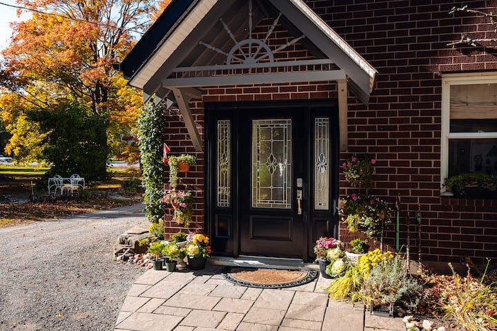 Charming Century Home - Port Perry