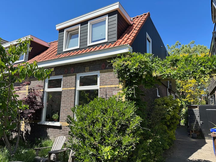 Volledig Gerenoveerde, Stijlvolle Eengezinswoning. - Amsterdam