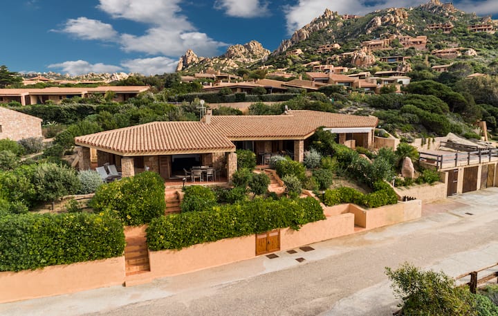 Rosmarino: Veranda And Pool With Sunset View - Portobello