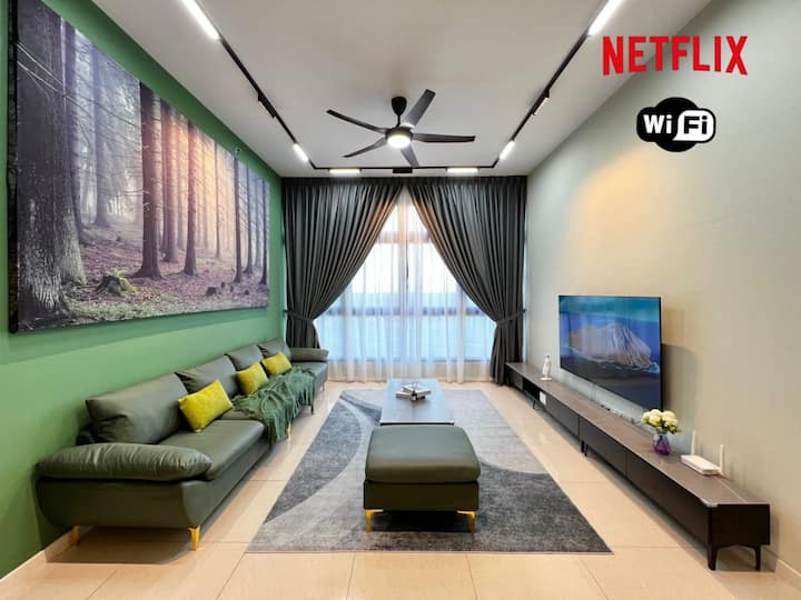 Paradigm Residences, Evergreen Suite By Antlerzone - Skudai