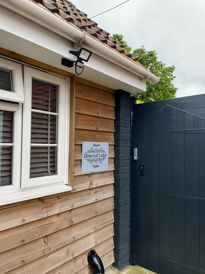Elmwood Lodge - Whitstable