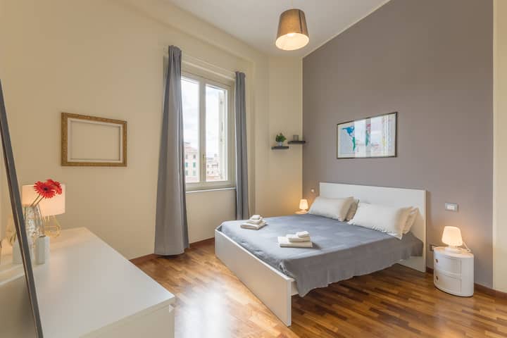 [Near The Port]-elegant Apartment With Canal View - Livorno