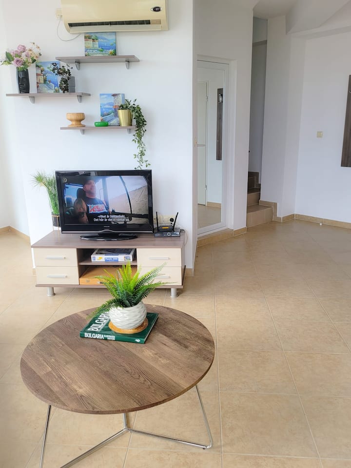 4-bed Apartment With Sea Views & 2 Terraces, Ravda - Ravda