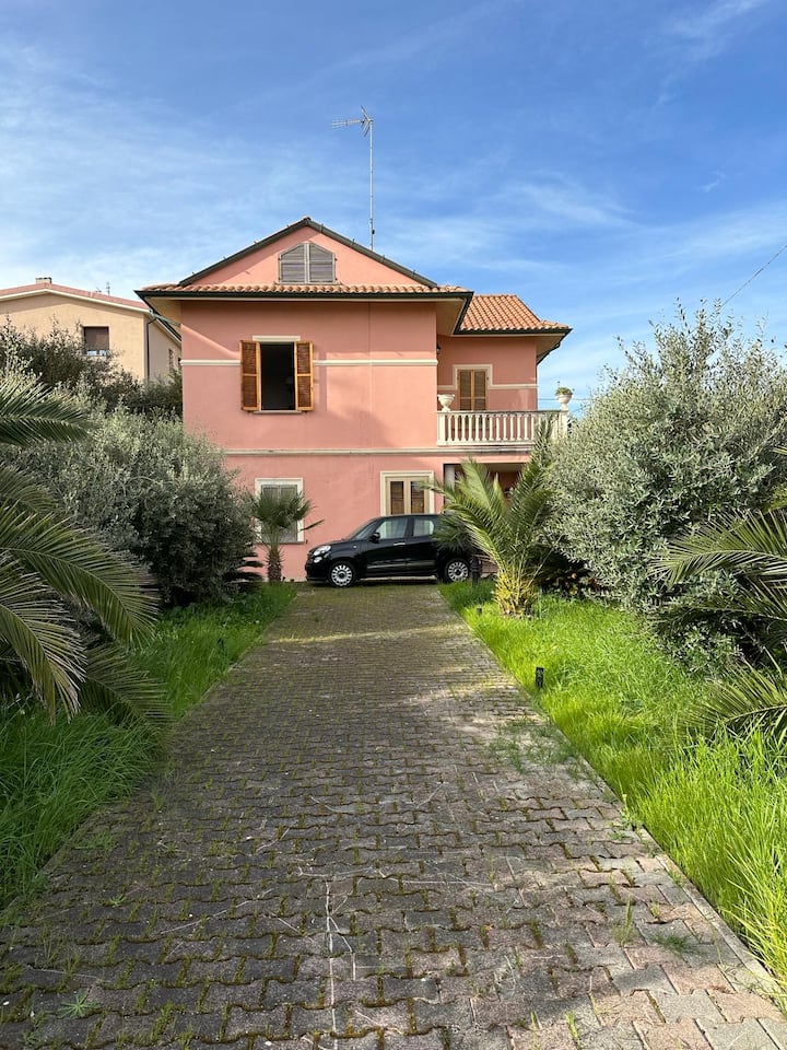 Romantica Villa A Marotta Centro - Senigallia