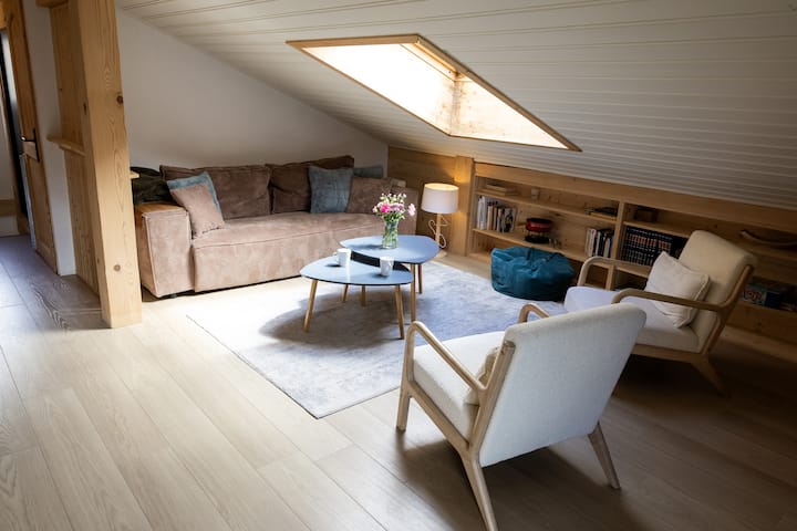 Chaleureux 2 Chambres Mansardé Aux Houches - Les Houches