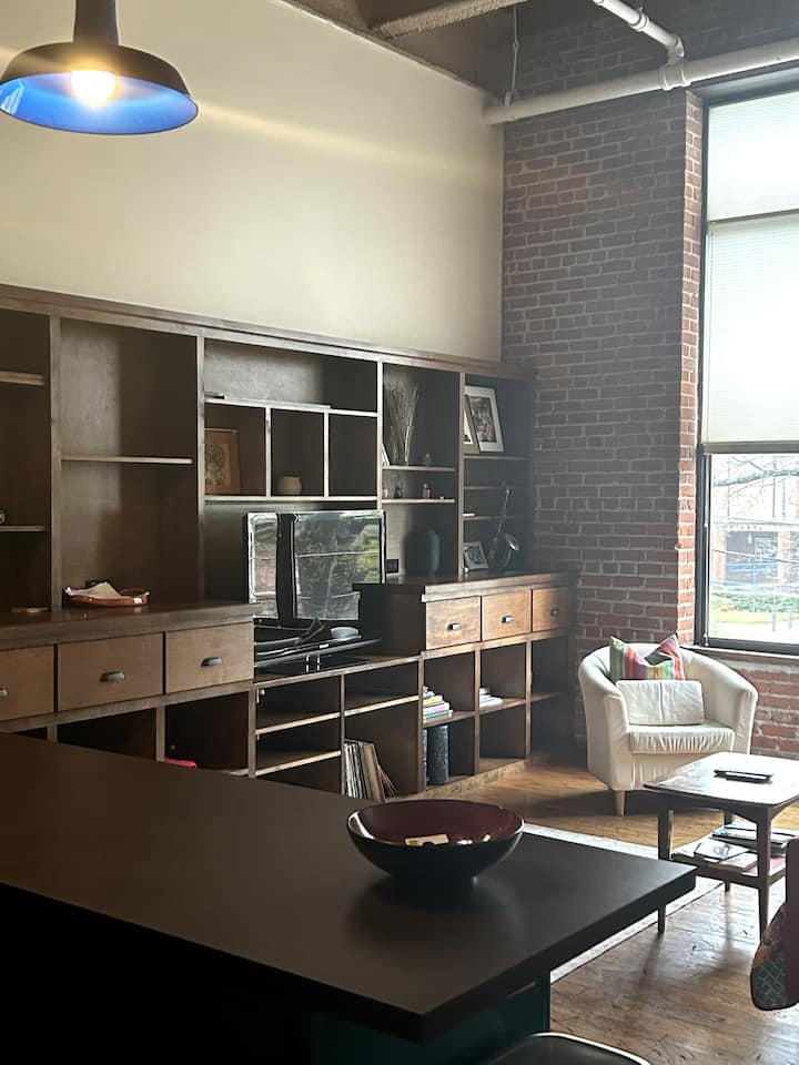 Musician/artist's Apartment - Durham, NC