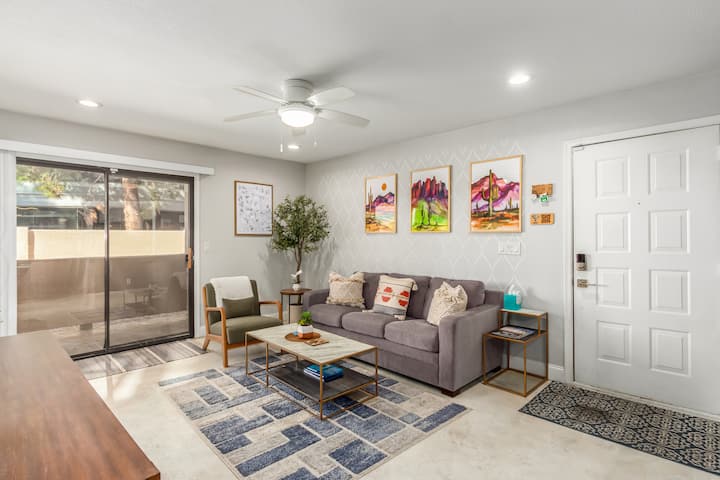 Beautiful Scottsdale Condo Near Golf Course - Paradise Valley, AZ