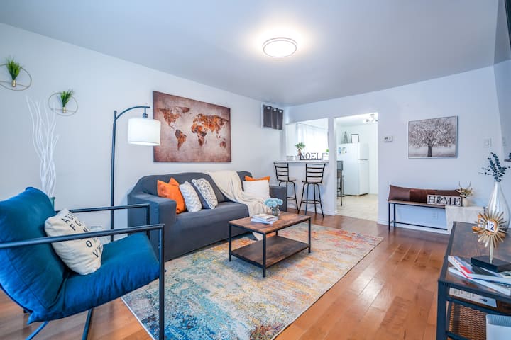 River Heights Retreat • Bright Summer Family Home - Winnipeg
