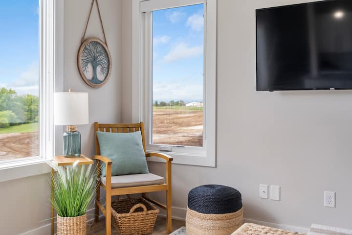 New Exclusive Scenic Escape - West Des Moines, IA