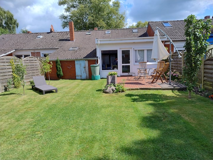 Haus Sandra In Leer, Nordsee, Ostfriesland - Westoverledingen