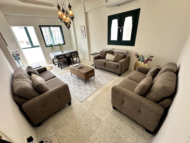 Comfortable Family Apartment •Sleeps 6• Quiet Area - Medina, Saudi Arabia
