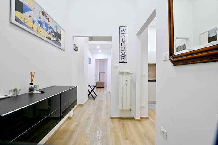 Grace K. - Apartment & Outdoor Space - Florencia, Italia