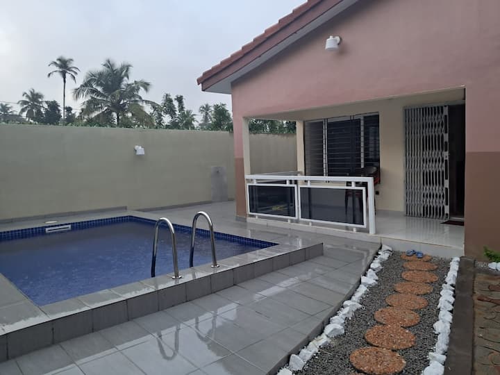 Jolie Villa à Mondoukou (Grand-bassam) - Côte d'Ivoire